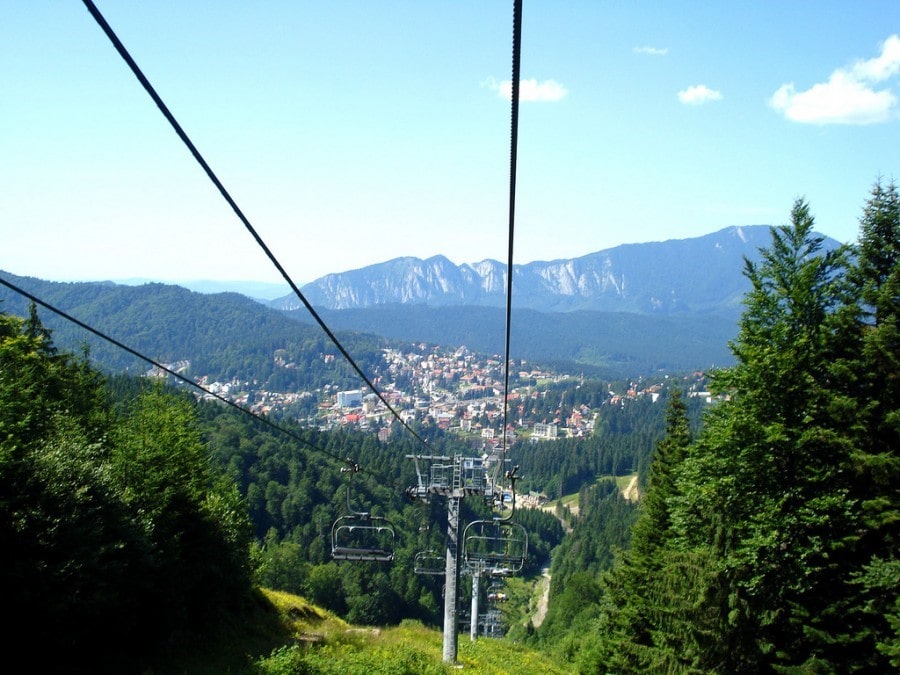 Atractii si activitati in Azuga, una dintre cele mai vizitate statiuni de pe Valea Prahovei.